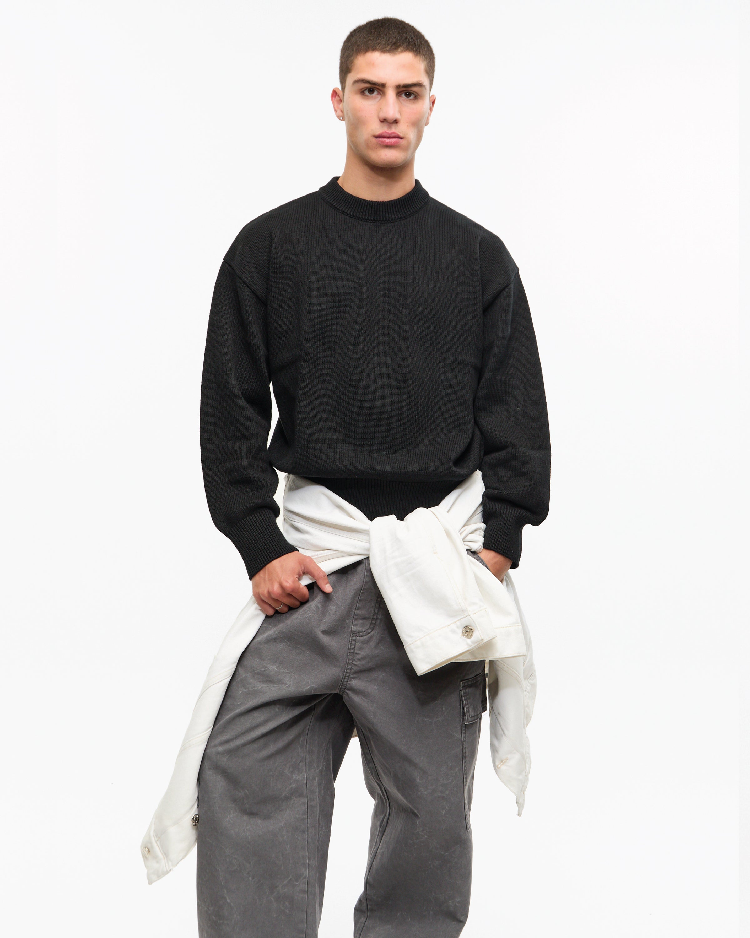 HOMBRE – aynotdead-ar