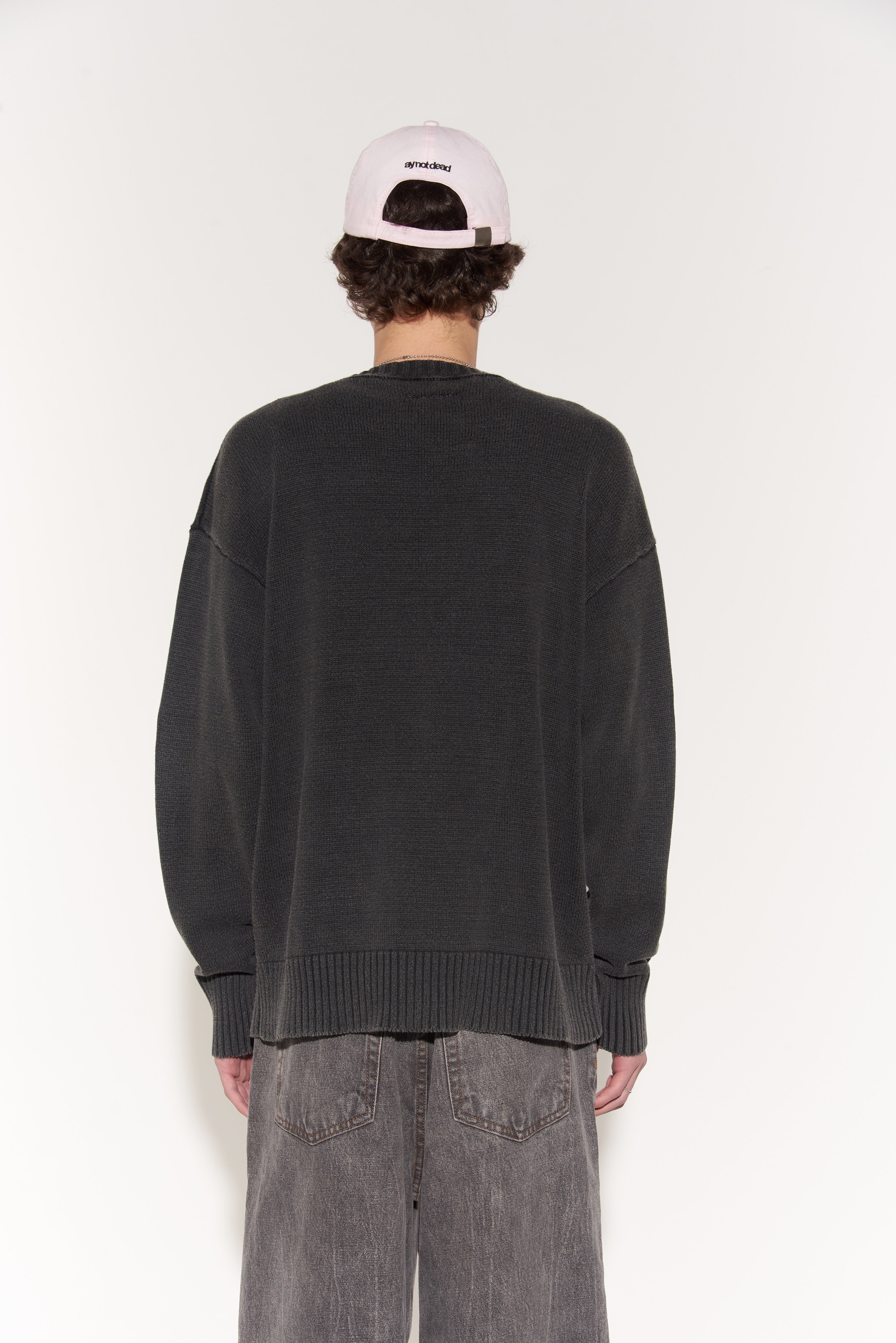 HOMBRE – aynotdead-ar